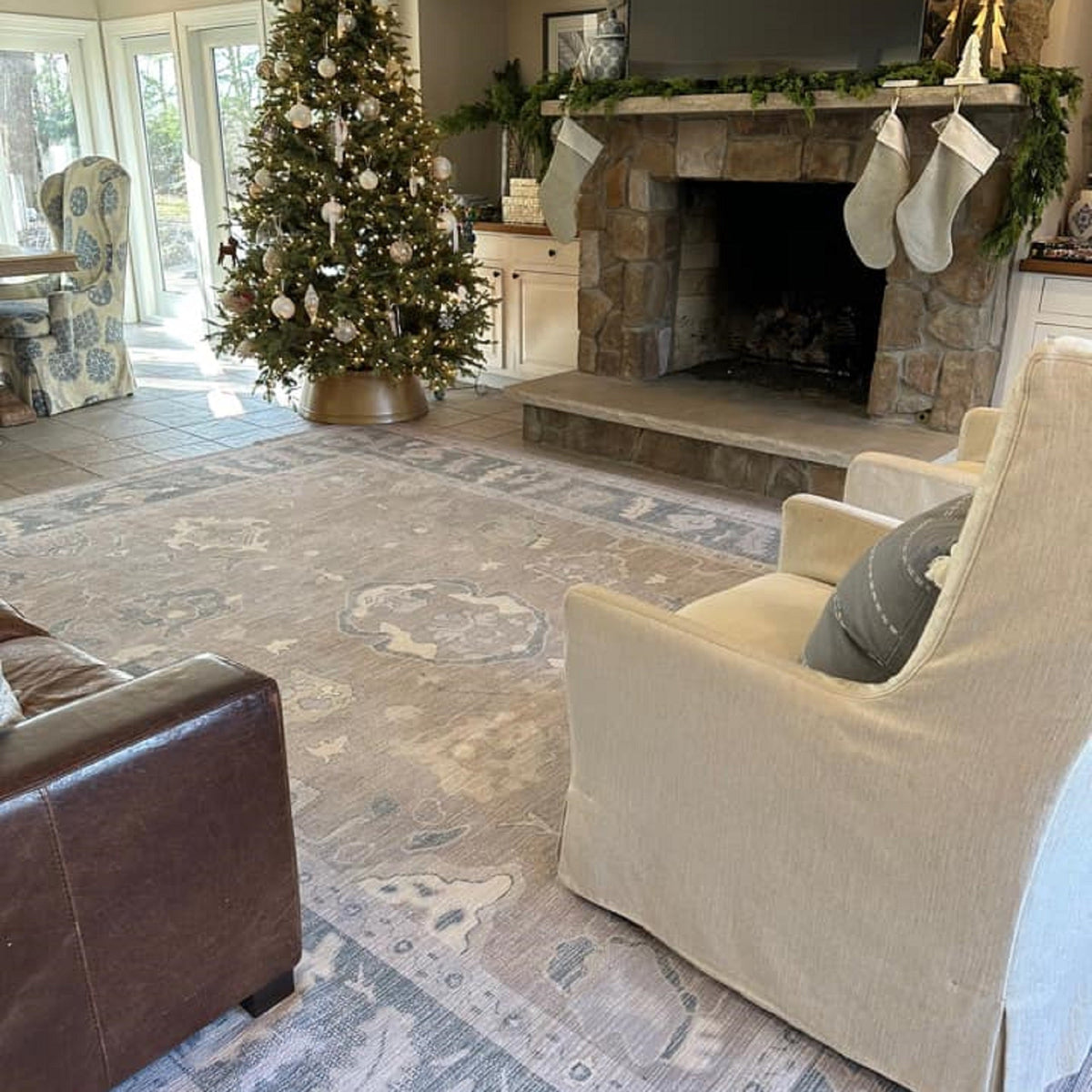 Gray Rugs Done Right: How to Style Them Without Feeling Cold – fame